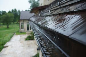 Gutter Overflow - 6 Different Causes and Easy Solutions